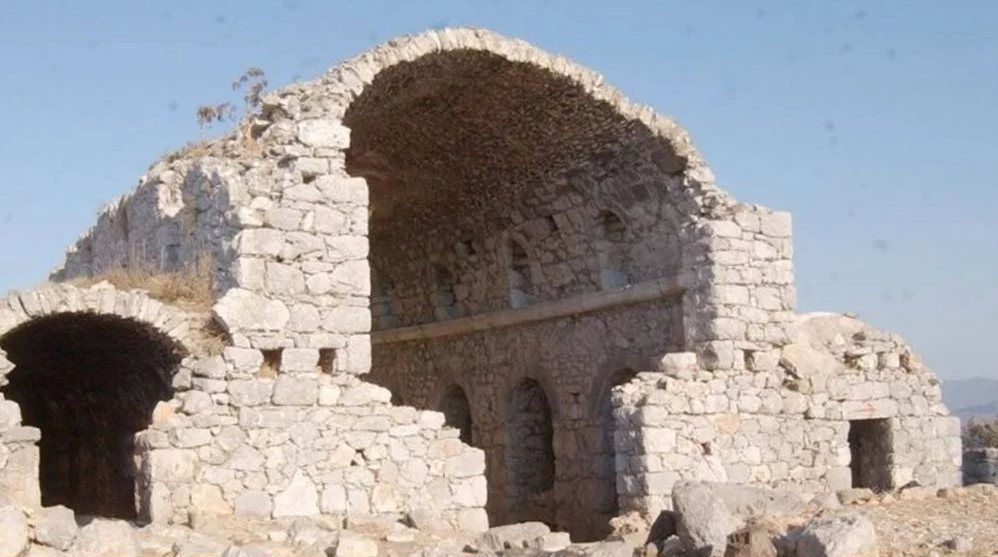 Τουρκία: Νησάκι με αρχαία ερείπια και βυζαντινή εκκλησία πωλείται ως ...